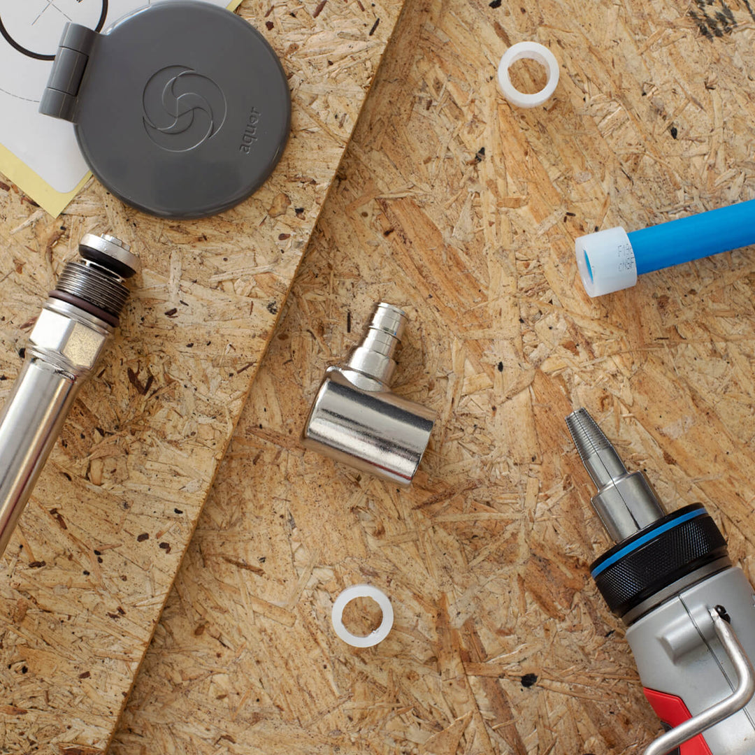 1/2” PEX Expansion 90° Elbow Inlet l Aquor Water Systems